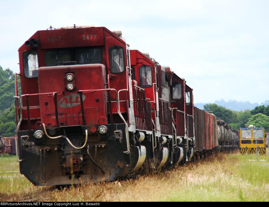 SD40-2 9477